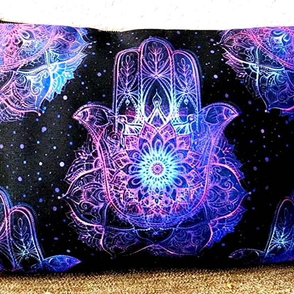 Bags | Adorable Mandala Makeup Bag Roomy And Water Resistant Travel ...